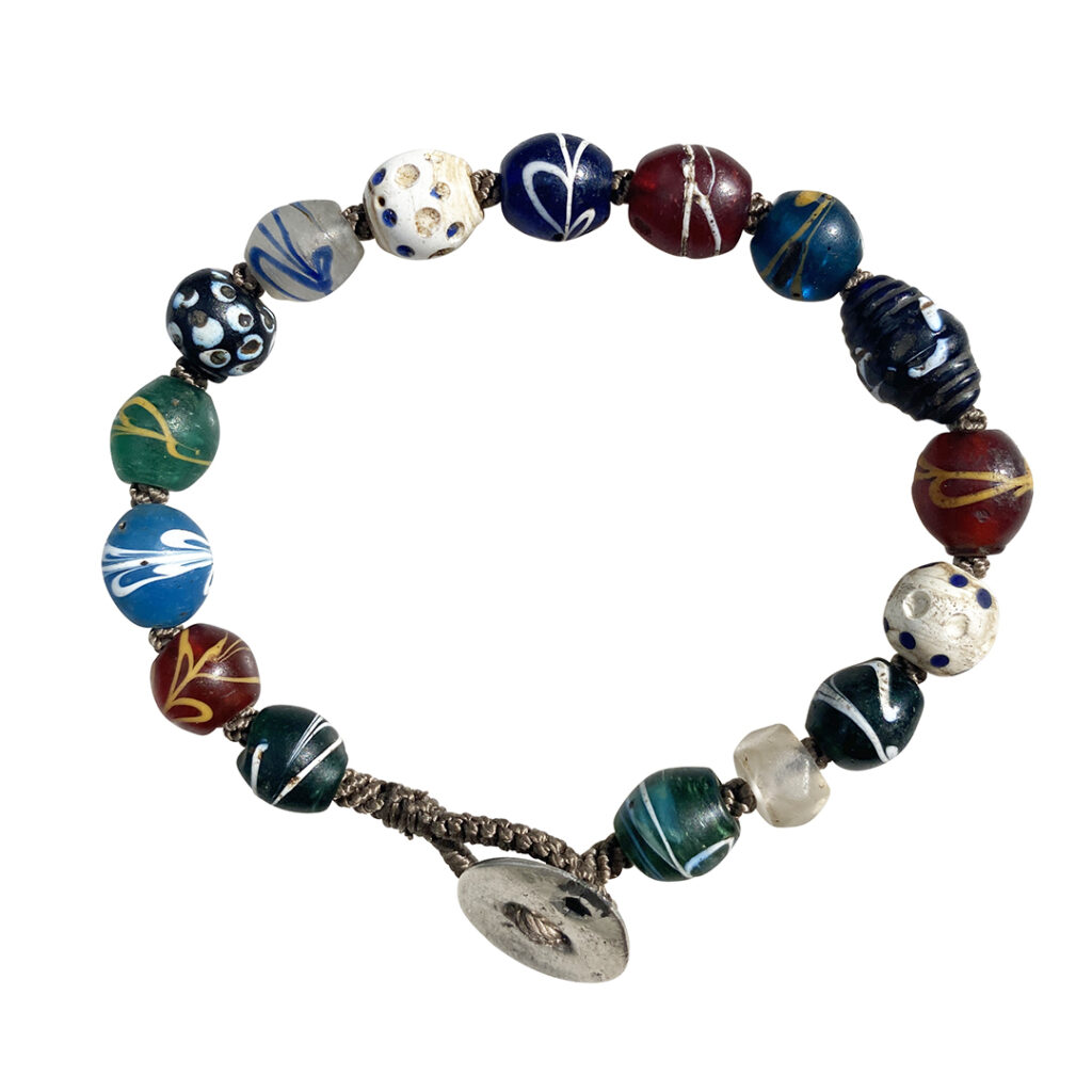 Rare Spanish Colonial Glass Trade beads – Jewels